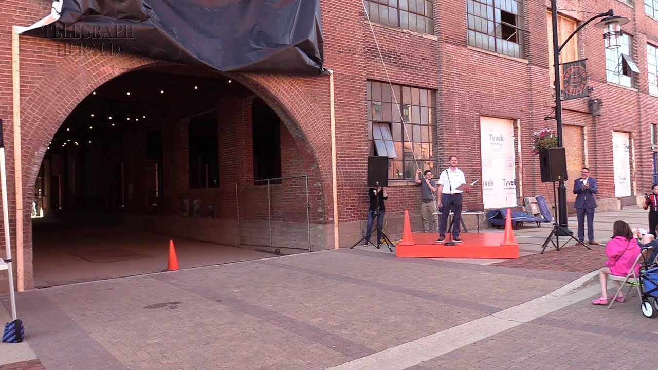 Dupaco Voices archway Opening