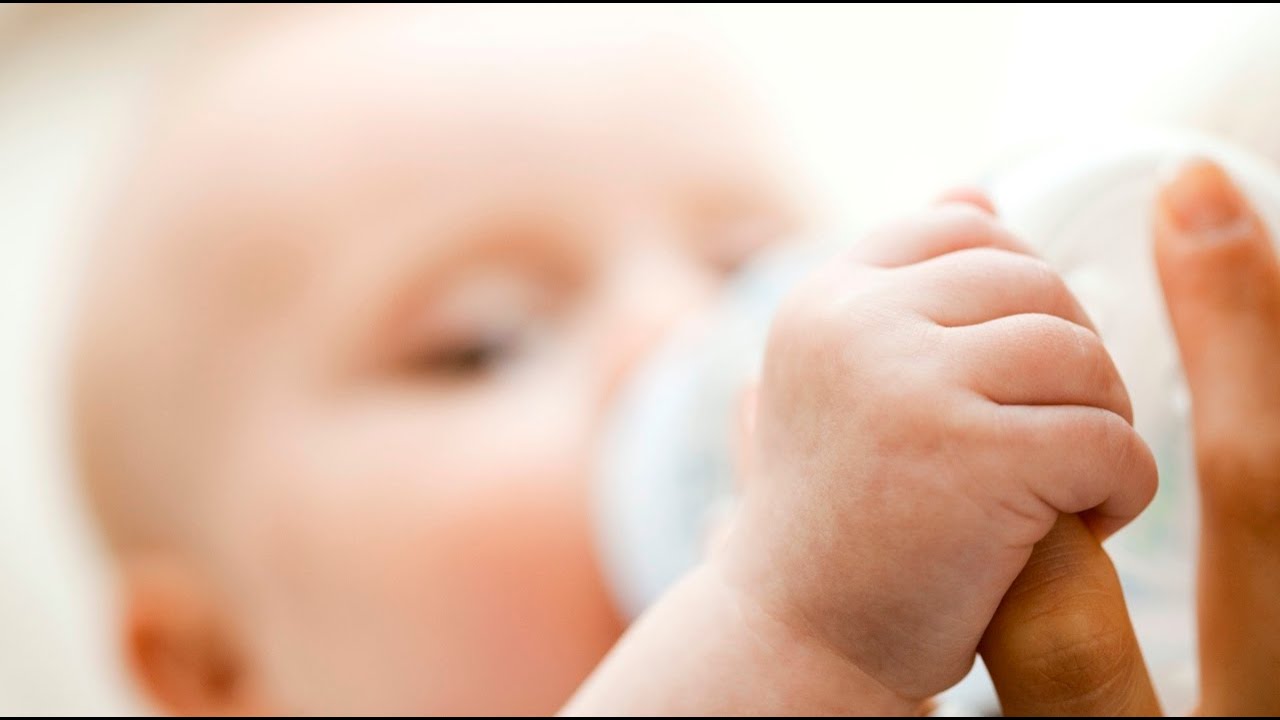 Australian Breastfeeding Association investigate counsellors for using term 'mother'