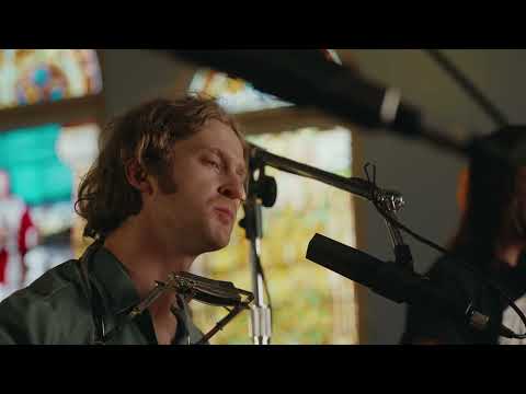 Greg Freeman - Long Distance Driver Acoustic (Feat. Merce Lemon) Live