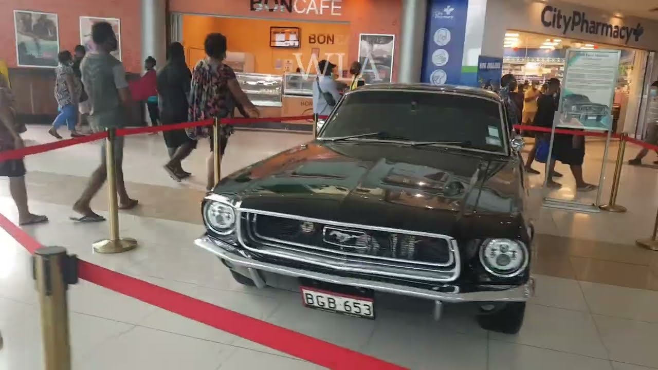 Ford Mustang in PNG