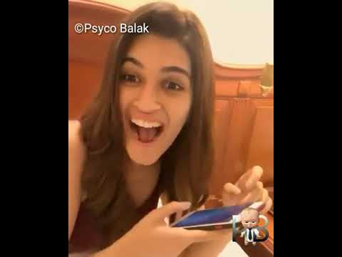 Chal Hatt Bhen Ki Lodi Singing Kriti Sanon