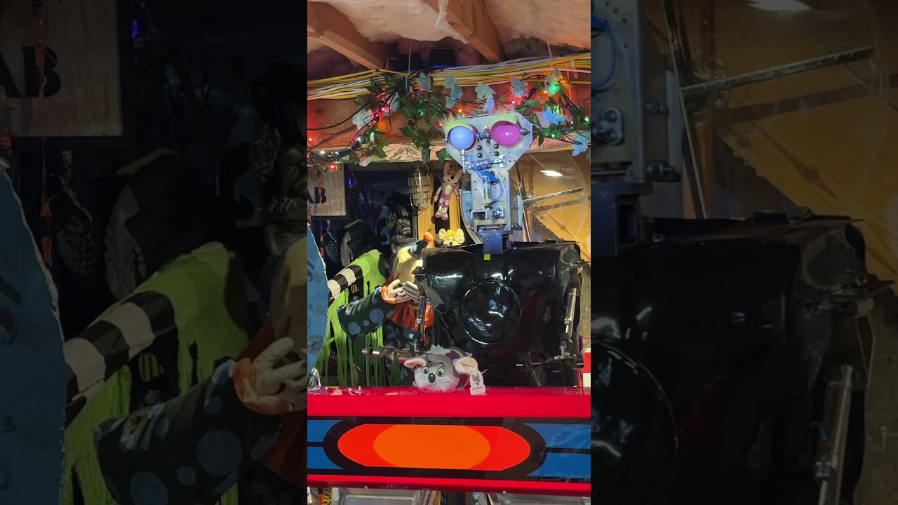 Mr. Munch Cyberamic Restoration Progress! #chuckecheese #animatronics #animatronic