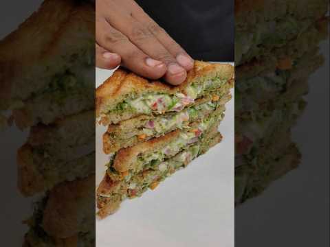Sandwich recipe with mayonnaise #sandwich #breakfast #salad #vegsandwich #foodshorts #cooking