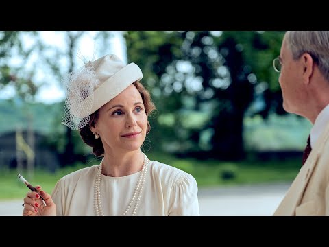 Atlantic Crossing Season 1 Review, Comparison to The Crown