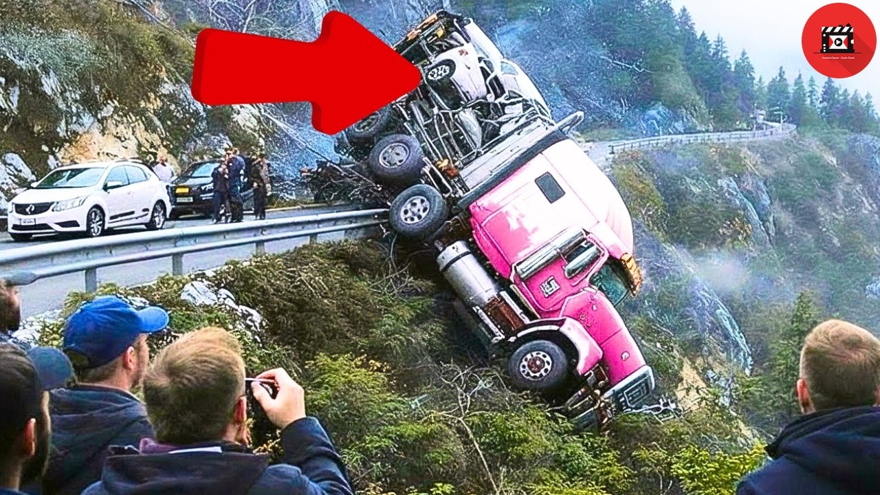 74 Moments Of Idiots In Cars Got Instant Karma On The Road You Wouldn't Believe if Not Filmed