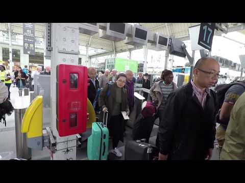 Taking train in France: Composter les billets