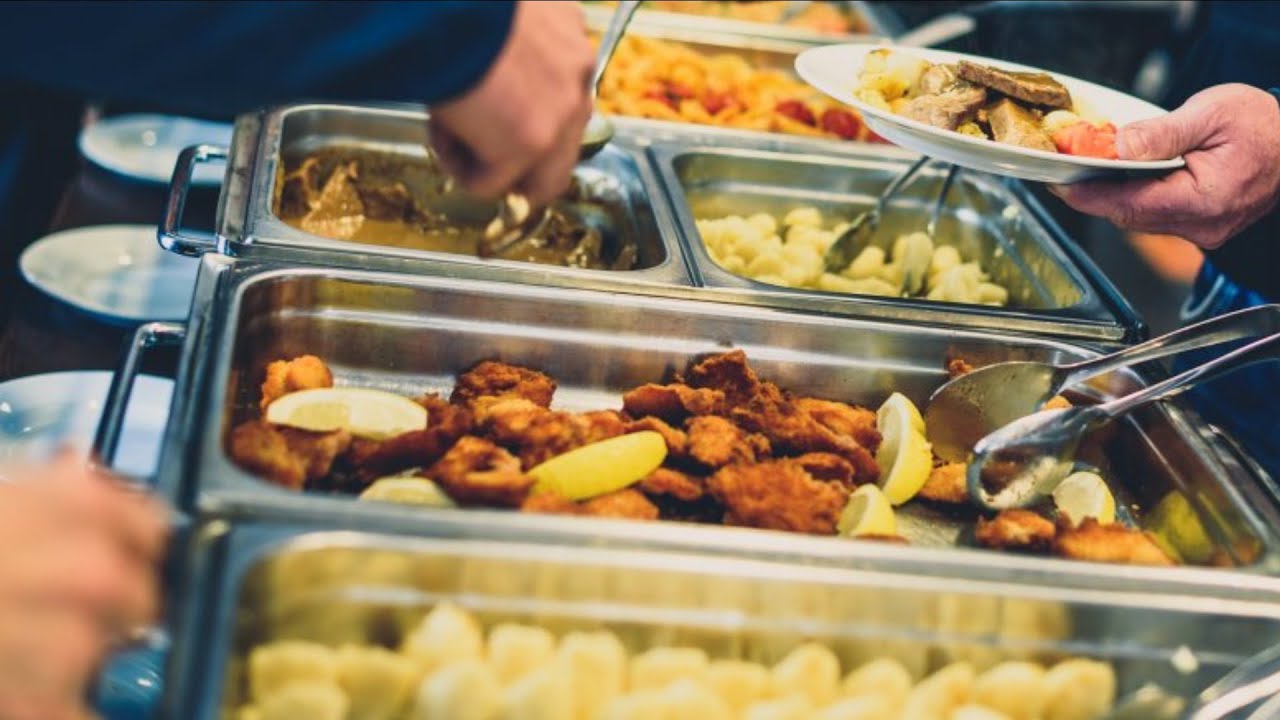 Gross Things You Never Knew About Eating At A Buffet - Cooking Videos