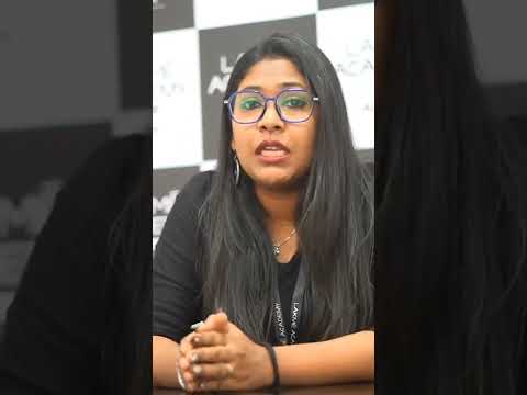 How to Control Frizzy Hair in Tamil | Hair Care Tips | Lakme Acdemy Chennai #shorts
