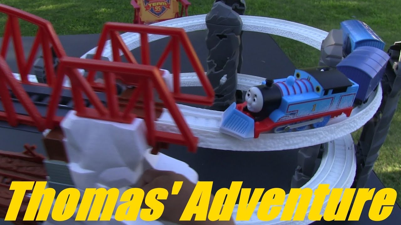 Thomas' First Run on the ICY RAILS Adventure Set - Thomas Trackmaster