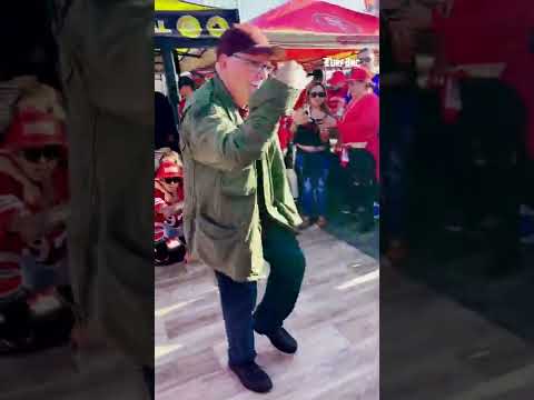 OG Mike 49ers tailgate party! | #ogmike x #TURFinc at @San Francisco 49ers Monday night football!