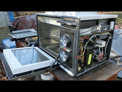 1975 RadarRange RR-4D Microwave Oven