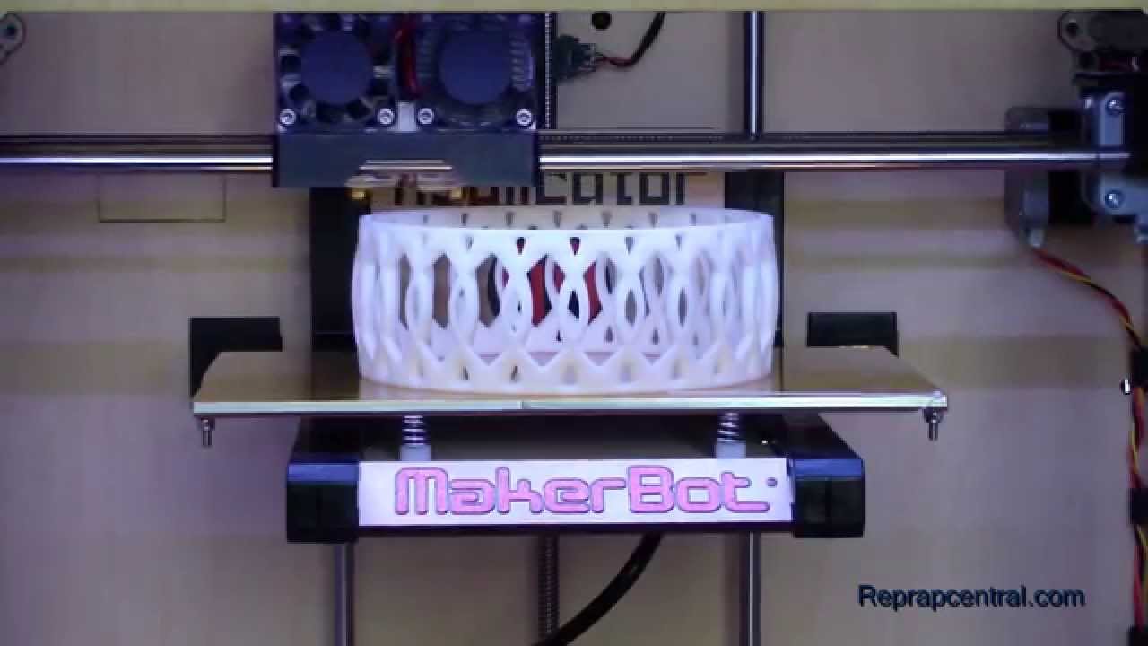 RepRap Central Video of the MakerBot Replicator