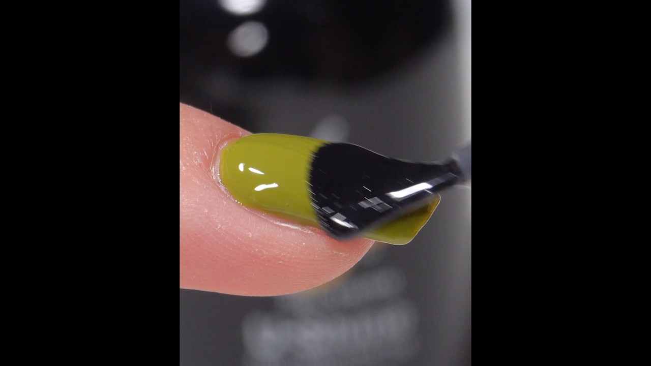 Builder Gel Overlay for Long-Lasting, Salon-Grade Nails #geloverlay #structuregel #mongupnails