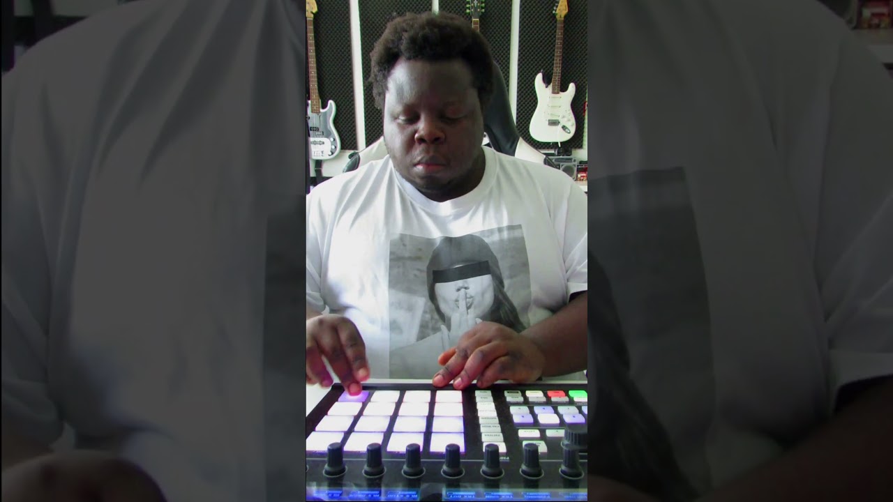 Producer makes Action Bronson x The Alchemist type beat 👨🏿‍🍳🔥 #shorts #actionbronsontypebeat