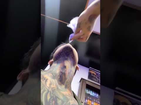 ¡Nuevo Tatuaje de Yeferson Cossio en el cuello!