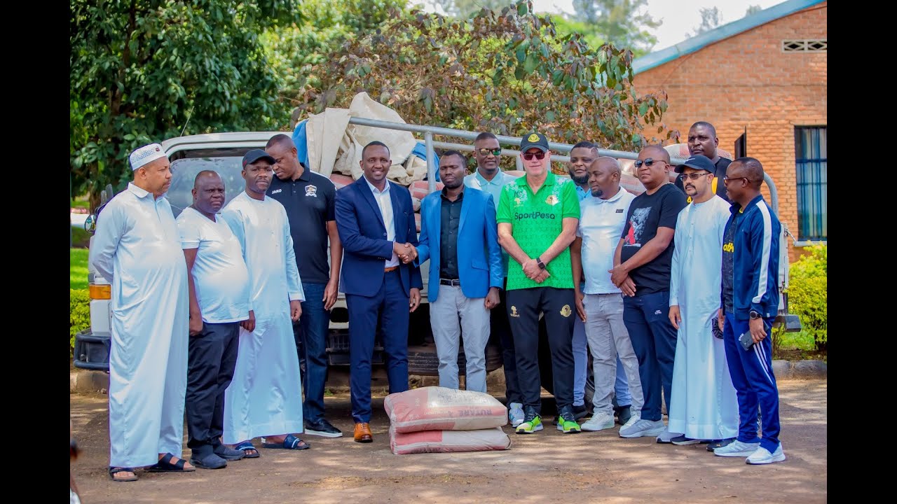 Yanga FC Yatanze imifuka 200 ya sima n'amabati 700 by'arenga Million 4 ...