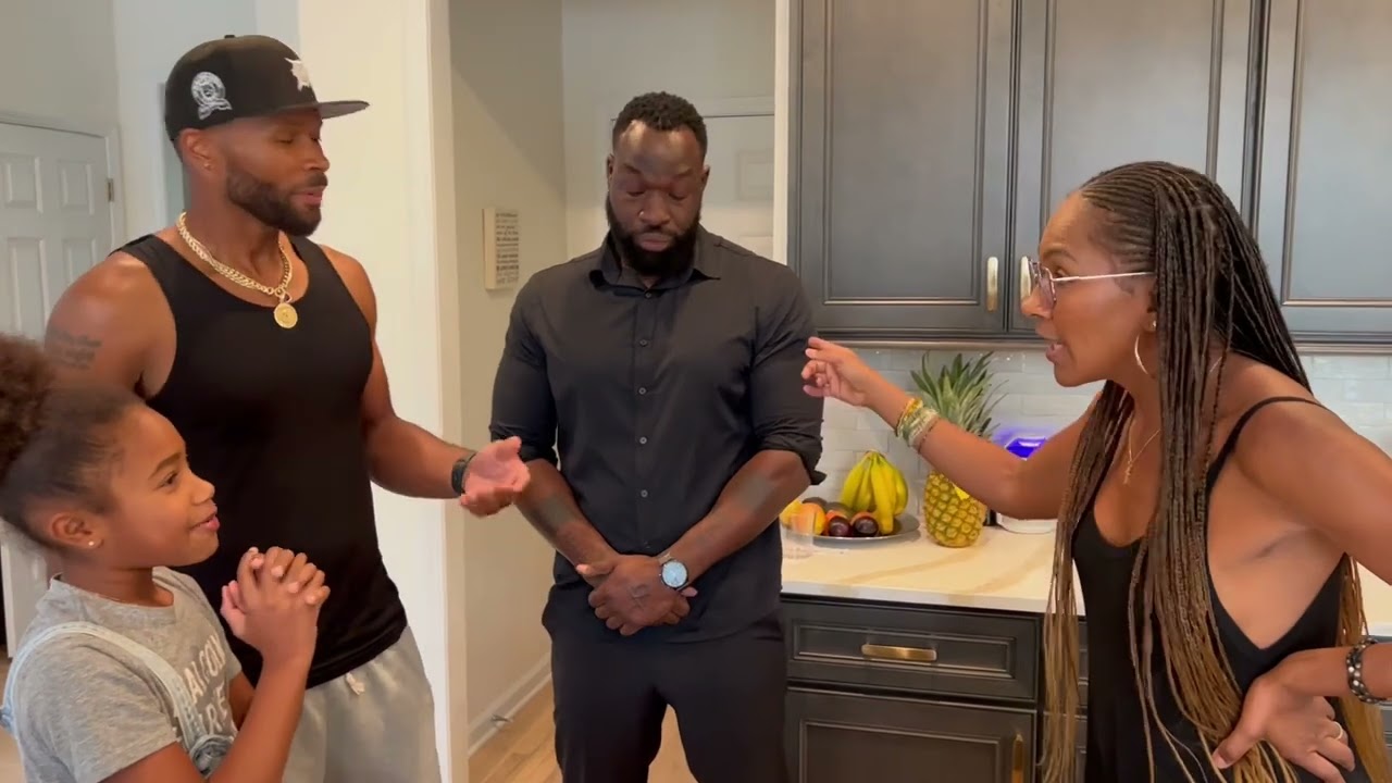 Episode 16 The Lion's Side  Security Meets the Wife