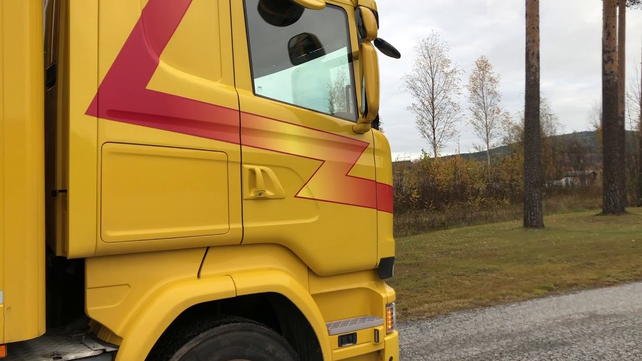 Distributionsbil Scania 520 V8 och Ekeri S8-D