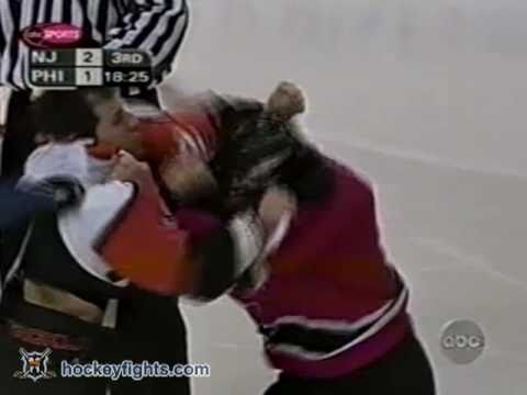 Scott Stevens vs. Rick Tocchet, March 10, 2001 - New Jersey Devils vs ...
