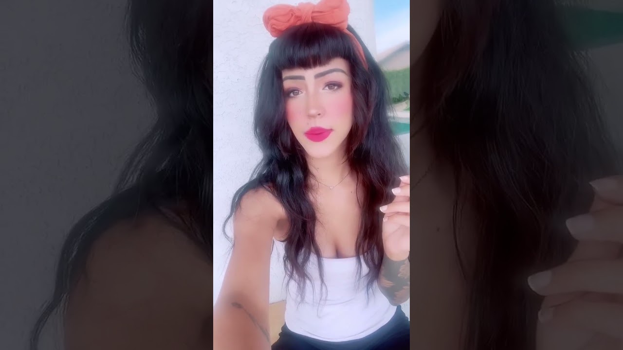 Pin up model smoking #model #pinup #smoker