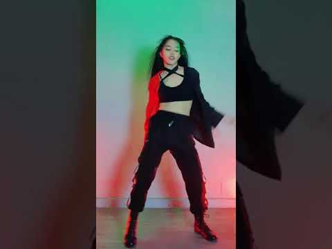 EXO 'LOVESHOT' dance cover #shorts ⚠️FLASH WARNING⚠️