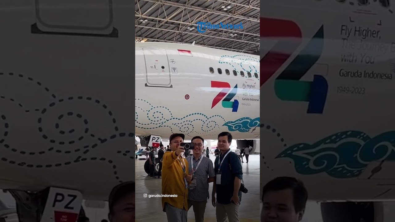 Maskapai Garuda Indonesia Luncurkan Livery Baru Motif Batik Mega ... Maskapai Garuda Indonesia Luncurkan Livery Baru Motif Batik Mega ...