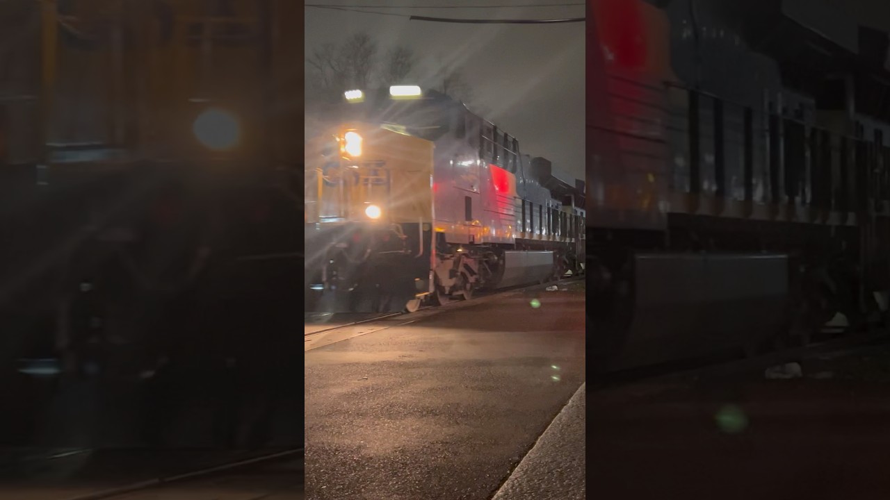 CSXT 1899 leads I157!! #train #shorts #trains #railway #railroad #railfan #philly #philadelphia #csx