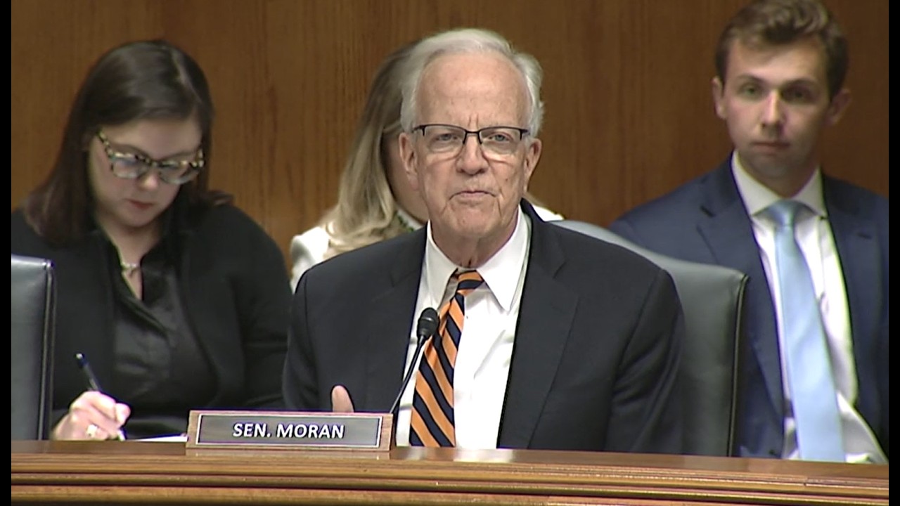 Sen. Moran Discusses Support for Critical Access Hospitals, Rural Health Care with Secretary Kennedy