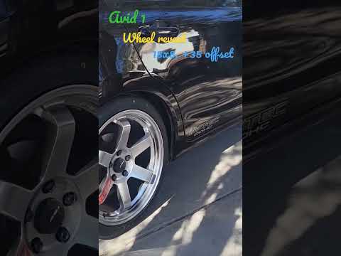 Honda Civic Si , new wheels Avid 1 AV06 installed