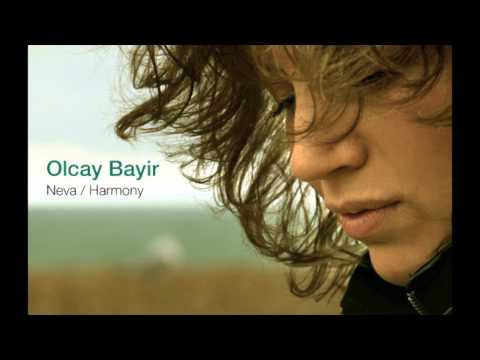 Olcay Bayir, de l’Anatòlia als Balcans a través de la música – Balcània