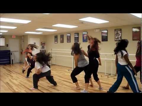 Ginamarie Falaguerra teaches "No Diggity, No Doubt" by Blackstreet