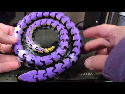 Purple and Gold Articulating Snake 3D print \ Print in place Snake \ Moveable snake 3d Print
