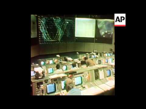 SYND 20 7 75 APOLLO AND SOYUZ LAST DOCKING MANOEUVRES