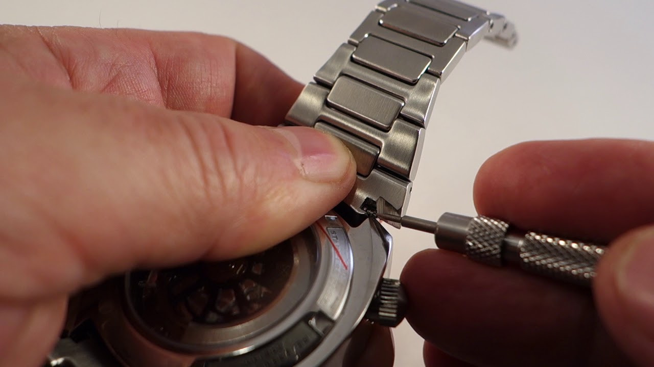 How to install a watch bracelet with tight clearances