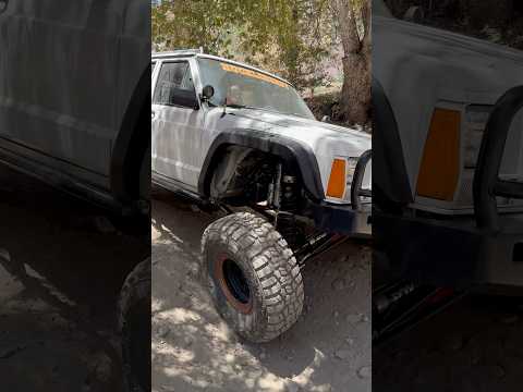 Stretchin at the creek #lytlecreek #jeep #jeeps #offroad #offroading #jeepcherokeexj #jeepxj #4x4