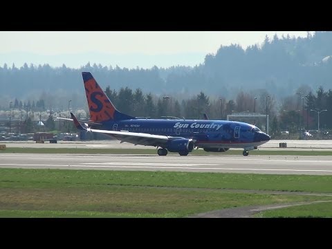 Sun Country N710SY 737-700 Landing Portland Airport (PDX)