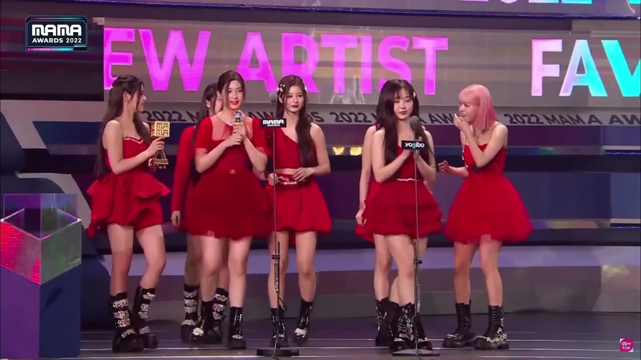 MAMA 2022 chapter 1 - award acceptance: NMIXX