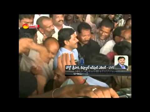 YS Jagan to visit cyclone Hudhud-hit areas in Vizag district