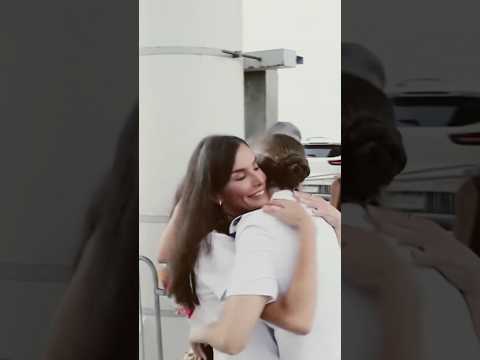 El emocionante reencuentro entre la reina #Letizia y la princesa Leonor en Panamá 💖