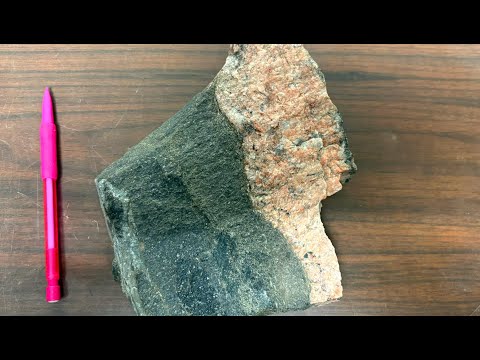 What's this rock? ID PLZ!