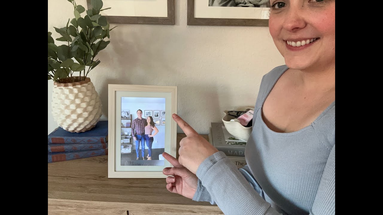 How many photos can this frame actually hold?