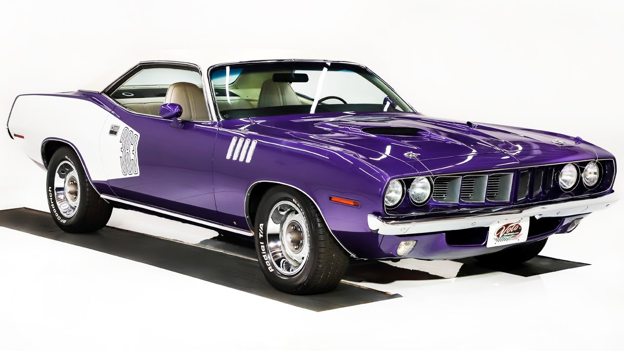In-Violet 1971 Plymouth Cuda Doesn't Need a 426 Hemi To Stand Out ...