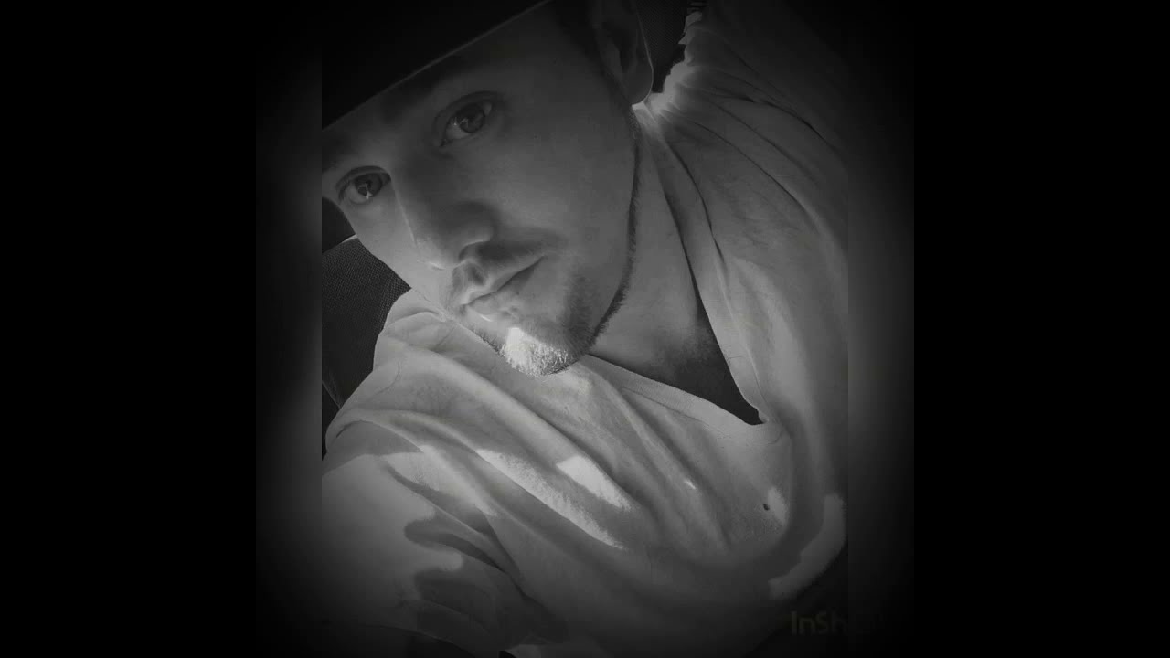 Meet izzy - Read All About it!!