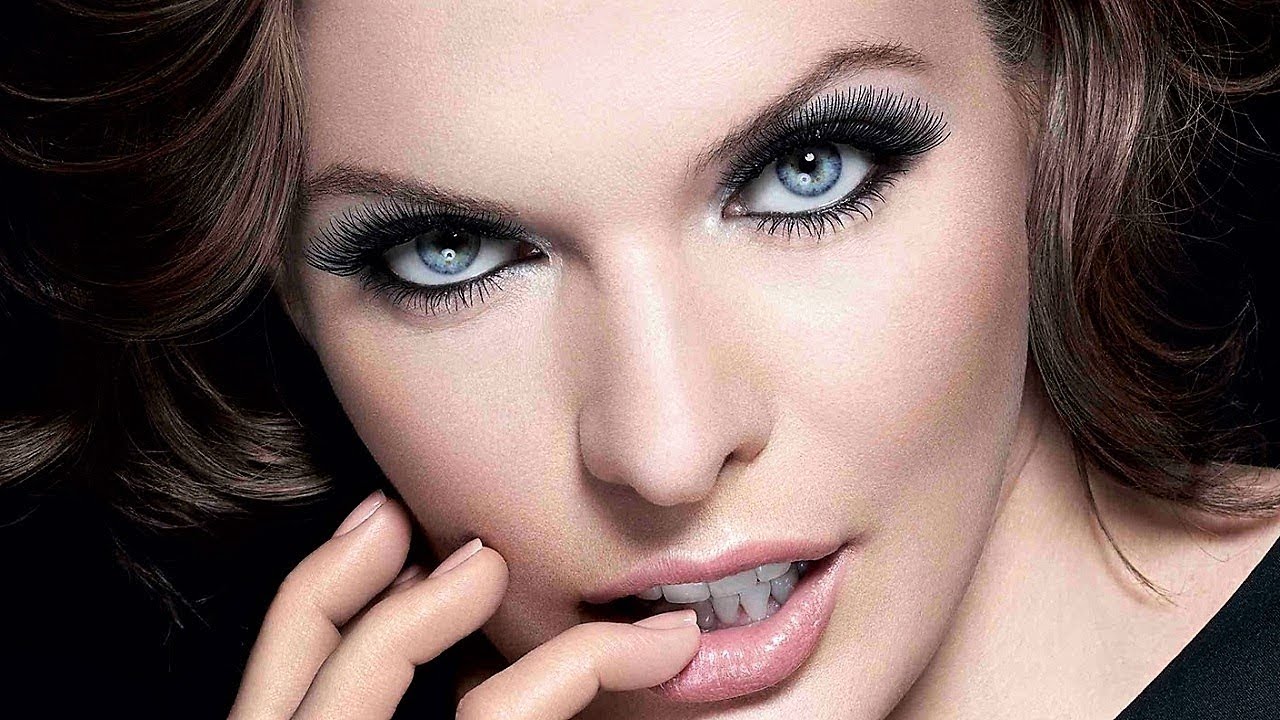 10 Actresses With Most Beautiful Eyes In The World