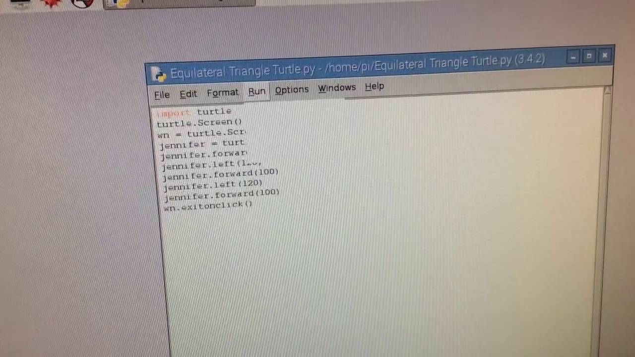 Equilateral triangle using Python Turtle