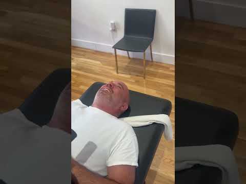 Dr Sho gets the Ring Dinger®️ from So Cal Chiro @drsamthechiro #ringdinger
