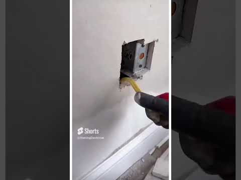 CUTTING IN AN ADJUSTABLE ELECTRICAL BOX IN DRYWALL, WOULD YOU DO IT LIKE THIS? #electricallife