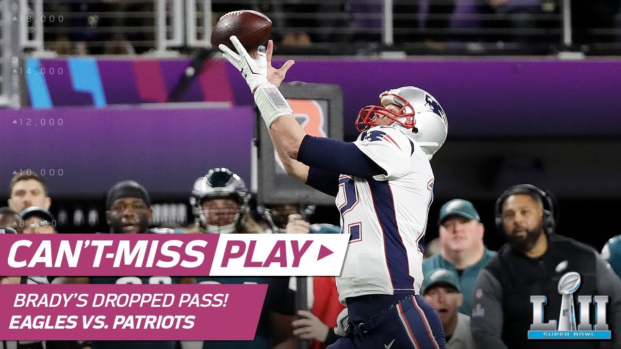 Tom Brady Drops Wide Open Pass on Failed Trick Play Attempt | Can't-Miss Play | Super Bowl LII