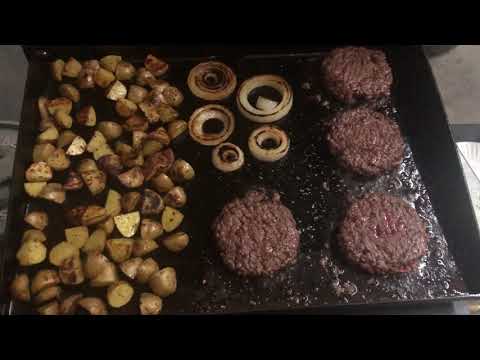 Blackstone Adventure Ready 2-Burner 28″ Griddle Cooking Station 1885 ...