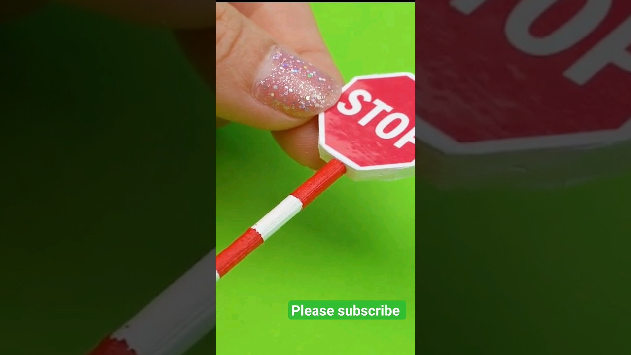 Diy miniature Traffic signs l Easy to make #mydiyminiatures #miniaturediy #dollhouse #diycrafts